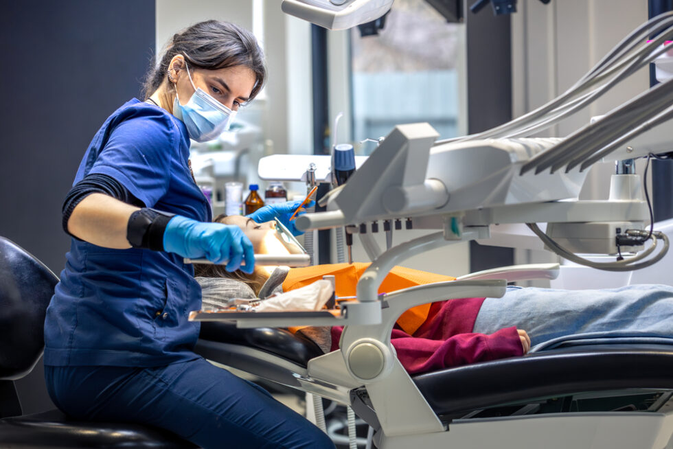 Reversible and Irreversible Pulpitis: Symptoms and Treatments | Dr ...